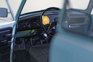 Építsd meg a legendás Trabant 601-t Würdig 301 lakókocsival!